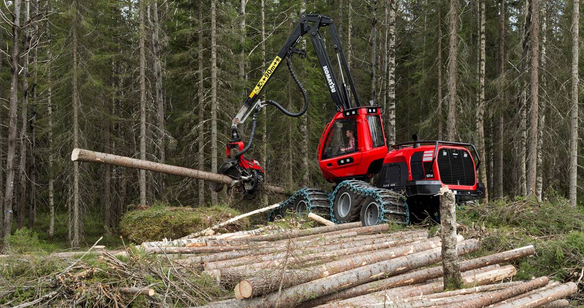 New harvester with eight wheels done right